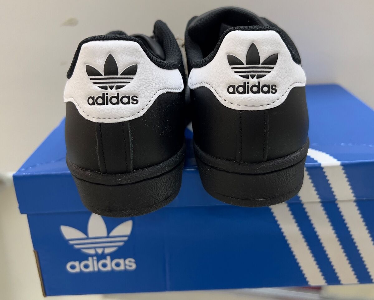 Adidas Originals Superstar J in Black/White/Gold EF5398 | eBay Adidas Originals Superstar J in Black/White/Gold EF5398 | eBay