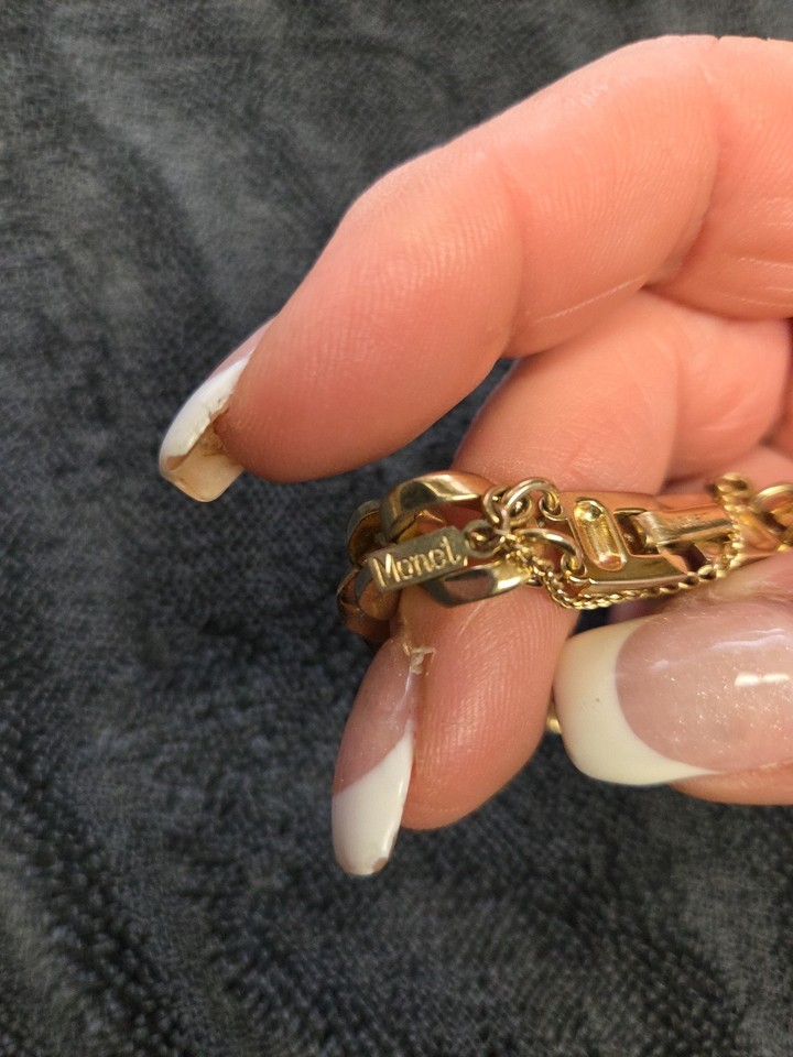 Monet Chunky Style Safty Clasp 7 In Bracelet Gold Tone | eBay