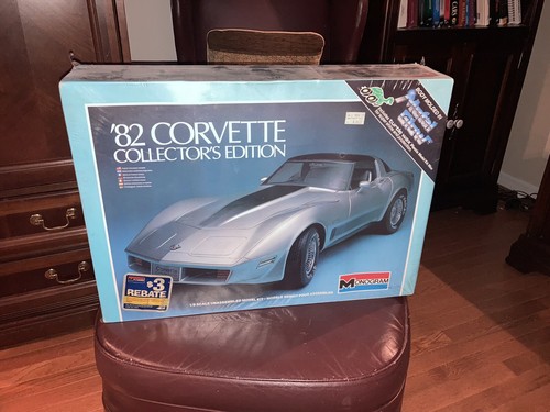 Monogram 1:8 Scale 1982 Corvette Collector’s Edition Model Kit | eBay