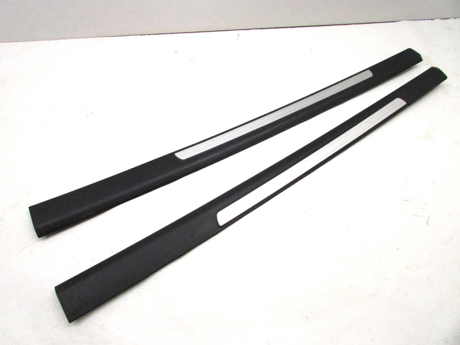 2007 AUDI A6 FRONT RIGHT LEFT DOOR SILL 4F0 853 373 C OEM 05 06 07 08 ...