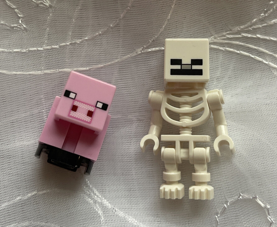 Lego Minecraft White Skeleton And Pink Pig Lot Minifig Minifigure Toy ...