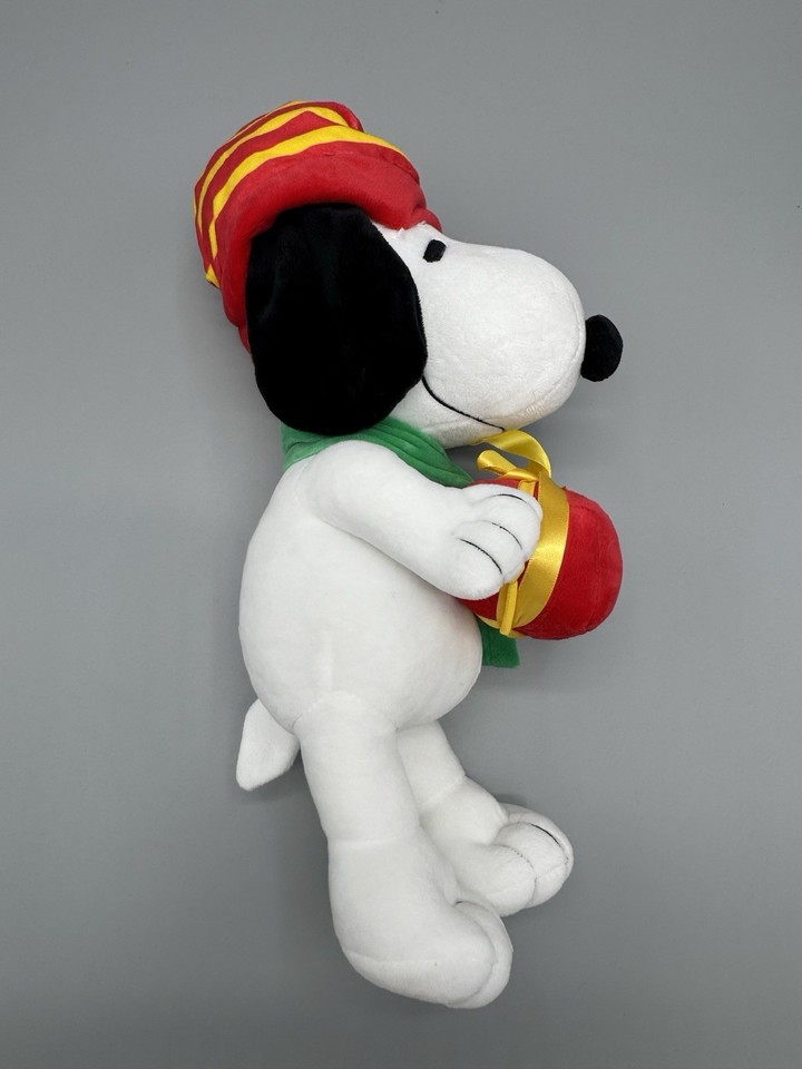 Peanuts Snoopy Plush By Ruz 12” Stuffed Animal Holding Christmas ...