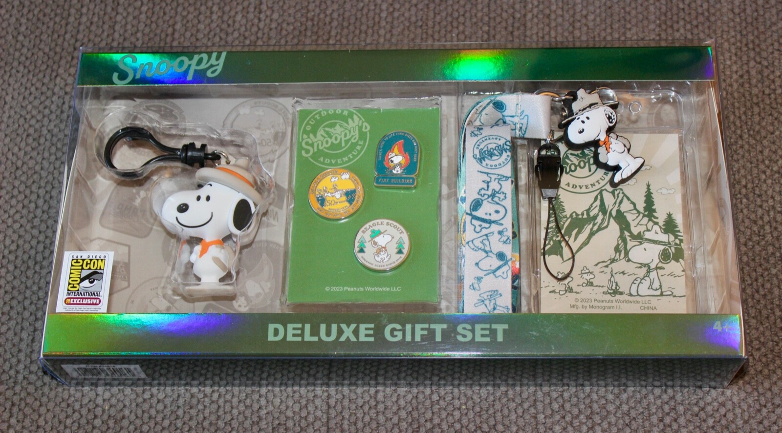 SDCC 2023 EXCLUSIVE Peanuts Snoopy Deluxe Gift set LE 1/300! | eBay