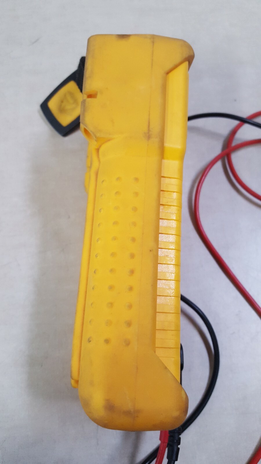 Amprobe HD160C Heavy-Duty Digital Multimeter with True-RMS (LOW BATTERY ...