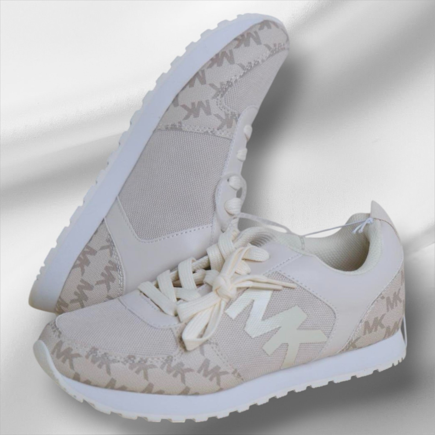 Michael Kors Women's Sneakers MK Logo White 6.5 US (2… - Gem