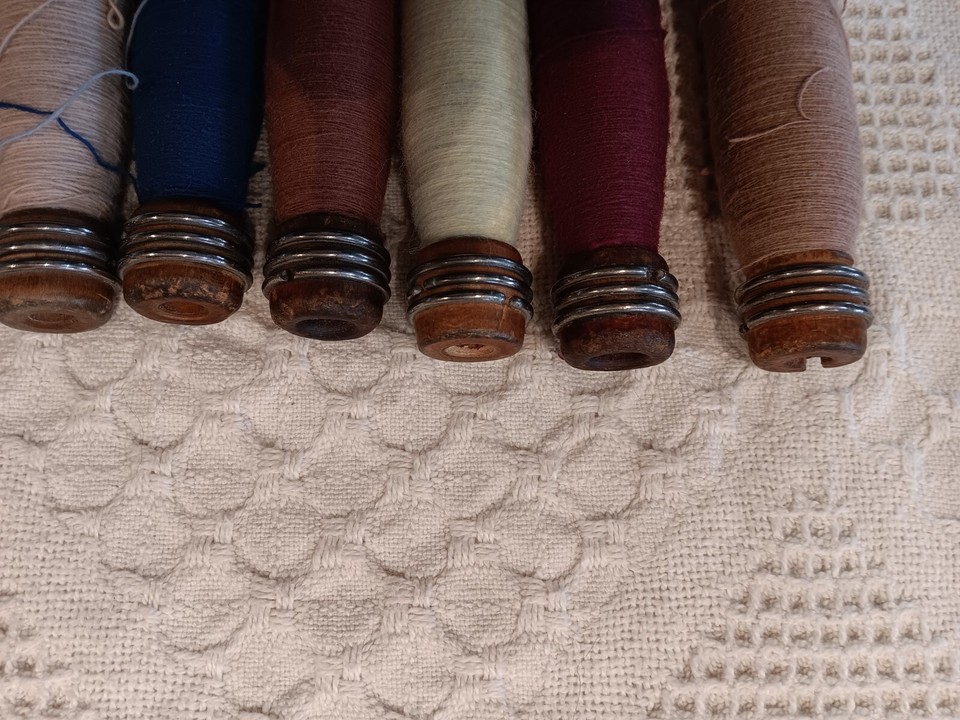 11 Vintage Wooden Spools Textile Mill Thread Bobbins Spindles (ruth5522 ...