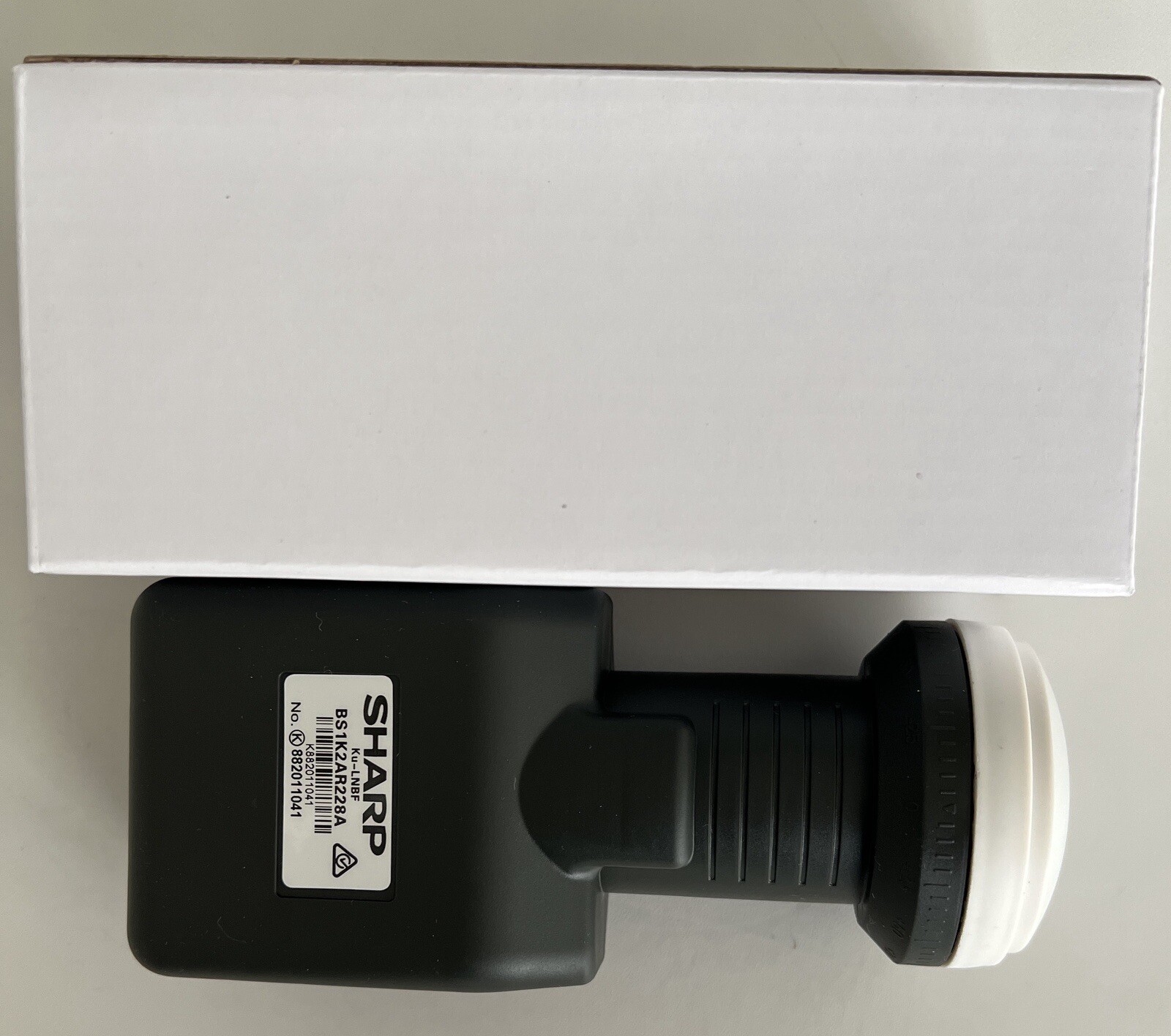 SHARP FOXTEL / VAST APPROVED LNB TWIN OR QUAD OUTPUT 10.7Ghz LO LNBF ...
