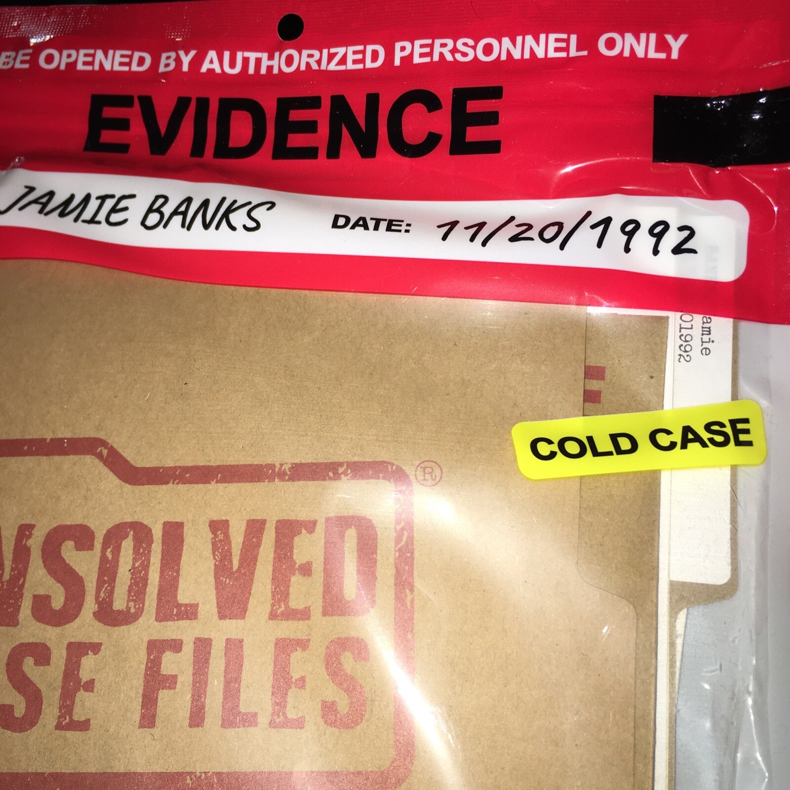 2022 UNSOLVED CASE FILES Banks Jamie Cold Case Murder Mystery Game New ...