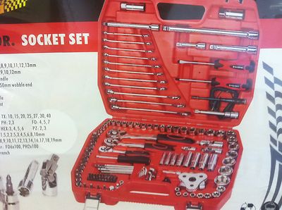 121 Piece 1/4",3/8",1/2" Drive Professional Socket set in handy cary ...