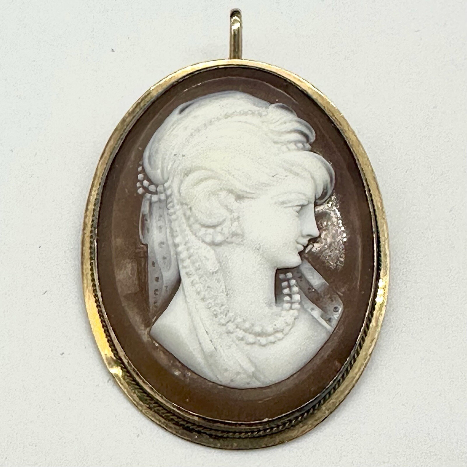 Antique 14K Beautiful Victorian Carved Cameo Pendant … - Gem