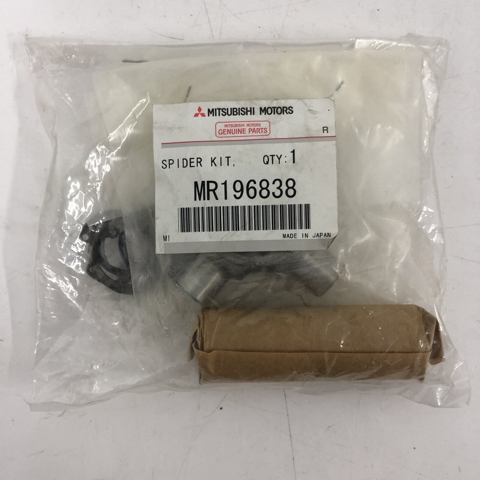 Genuine Mitsubishi L200 Front Propeller Shaft Spider Kit UJ MR196838 | eBay
