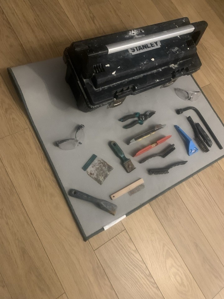 Stanley Toolbox with Assorted Hand Tools & Accessories - Job Lot Bundle ...