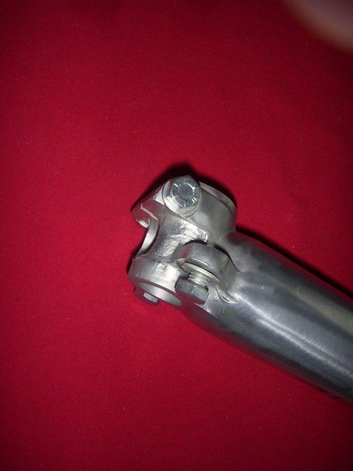 NORTON COMMANADO LOWER FORK LEG PINCH BOLT SIDE OVAL 850 TYPE | eBay