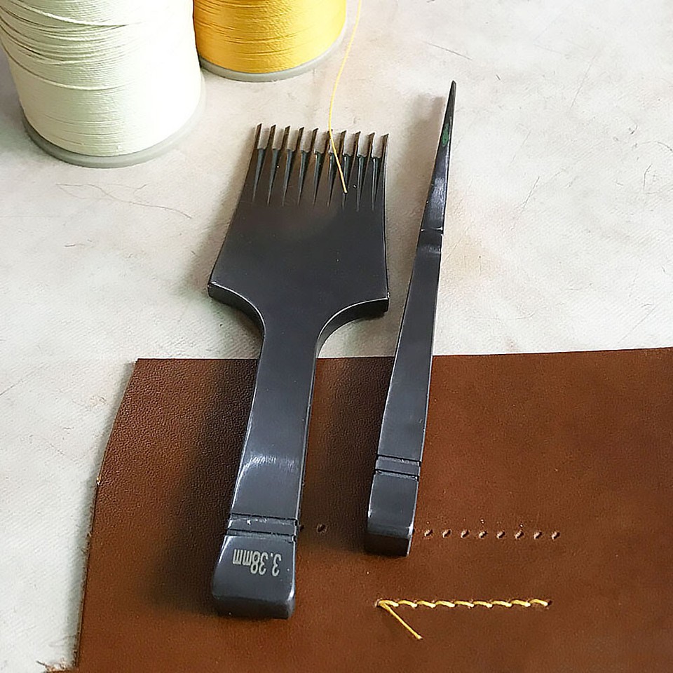 French Style leather Craft Pricking Irons Stitching Lacing Punch Chisel ...