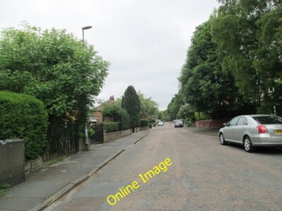 Photo 6x4 Sunny Bank - viewed from Bracken Edge Leeds/SE3034 c2013 ...