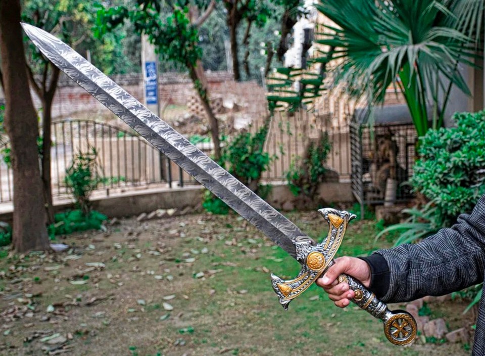 Handmade Templar Knights Damascus Steel Sacred Holy Long sword With ...