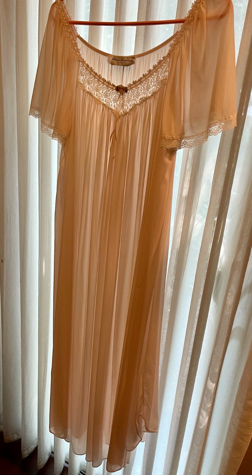 Miss Elaine, small, ultra sheer-Silk Essence Antrom L… - Gem