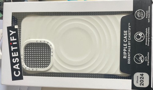 CASETiFY Essentials Ripple Case with MagSafe for Apple iPhone 16 White | eBay