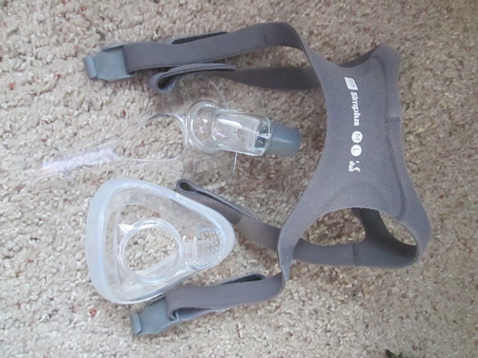 F & P Simplus Full Face Mask Medium 400476 in Opened Package for sale ...