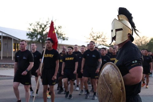 U.S. ARMY TRANSFORMATION AND TRAINING COMMAND T2COM PATCH OCP WITH HOOK ...