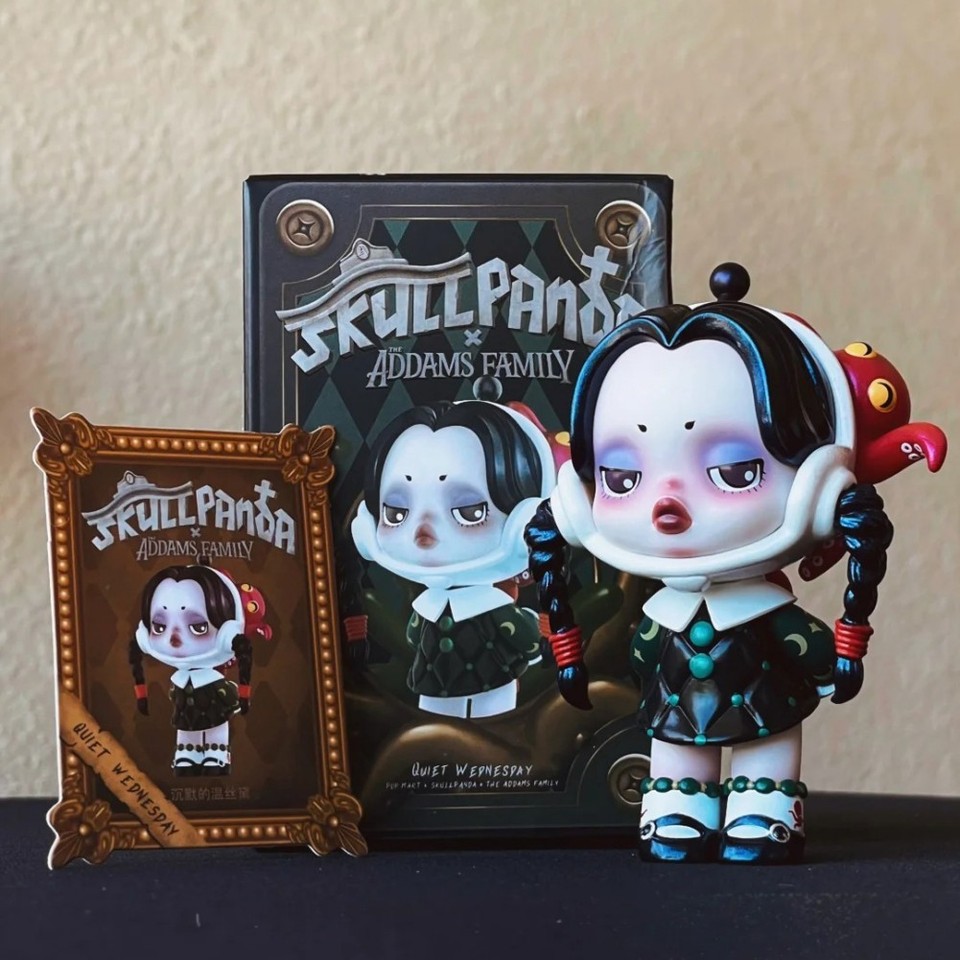 Skullpanda X The Addams Family Series Confirmed Blind Box Figure Toys ...