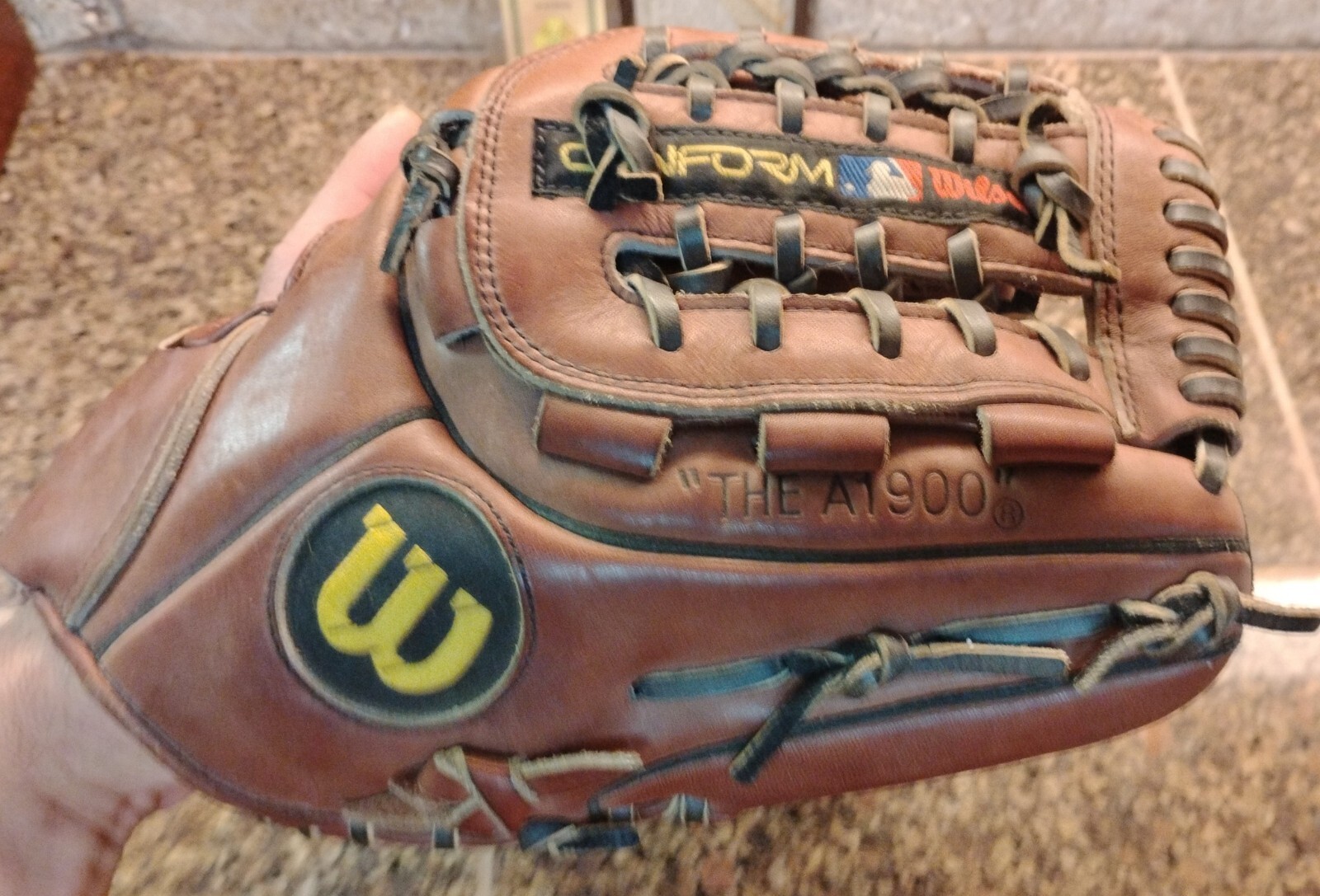 Wilson The A1900 Conform Baseball Glove DFS Dial Fit System RHT 🔥 RARE ...