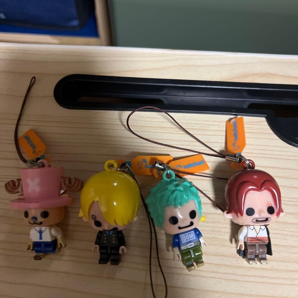 One Piece Key Chain Set Anime Collectible Accessories New Save Your ...