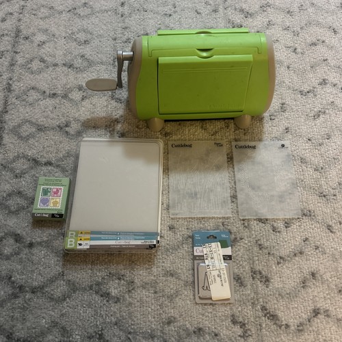 Cricut Cuttlebug Embosser and Die Cutter machine w plates press A B C ...
