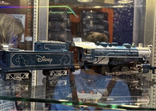 Disney’s D23 2024 0-8-0 Locomotive + Tender Lionel Trains Event ...