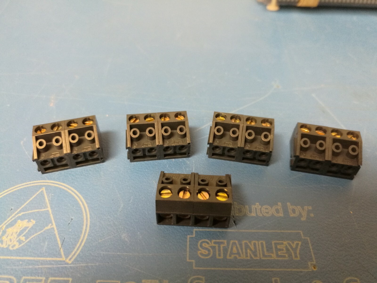 10 PCS - 4 Position Single Row Terminal Block 30.304 ALTECH | eBay