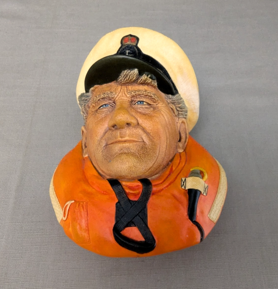 Bossons England Chalkware "Cox Swain" 1985 Boat Captain Wall Hanging ...