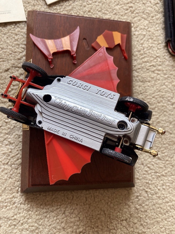 Chitty Chitty Bang Bang Corgi 25th Anniversary Model Complete With Box ...
