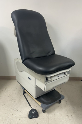 Pre-Owned Midmark 623 Power Hi-Low Exam Table Foot Control New ...