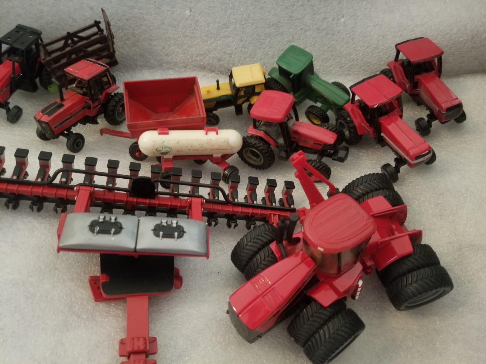 ERTL TRACTORS, FARM TOYS & AIR SEEDER EQUIPMENT LOT 1:64 | eBay