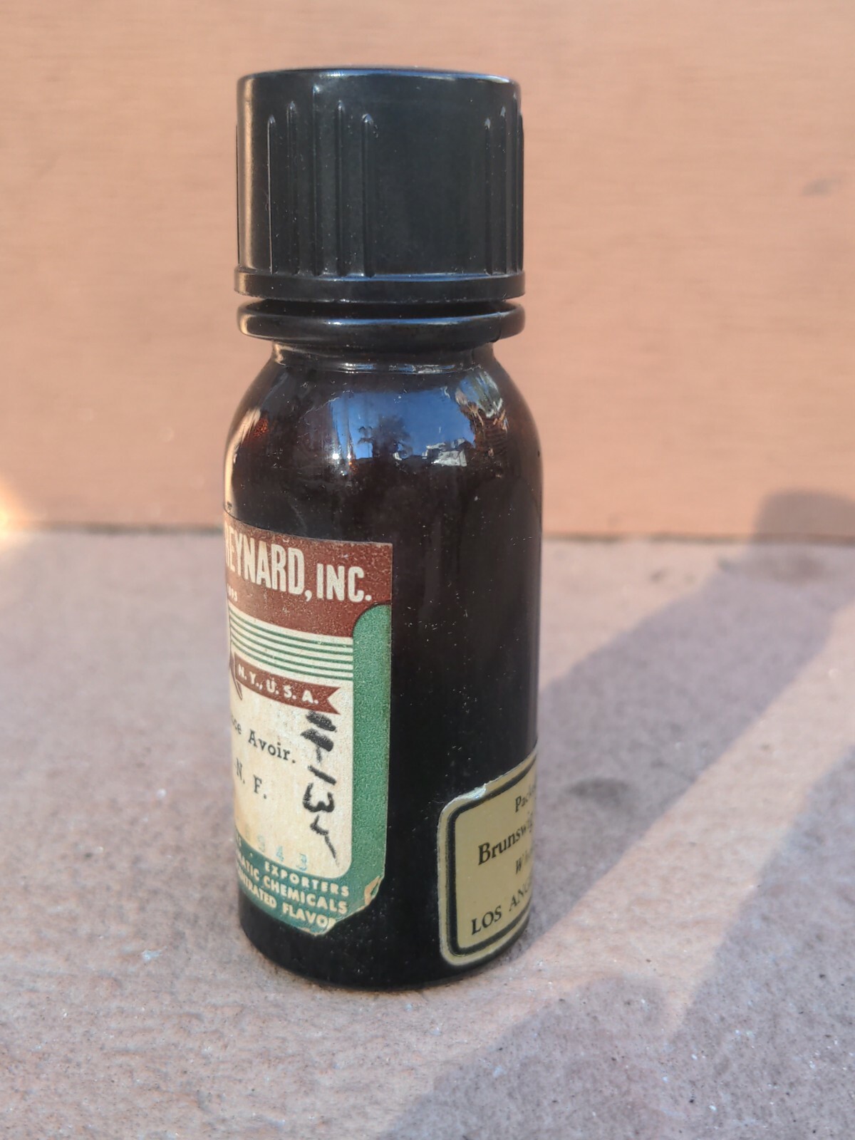 Vintage Magnus Mabee & Reynard Juniper Tar Medicine Apothecary Bottle ...