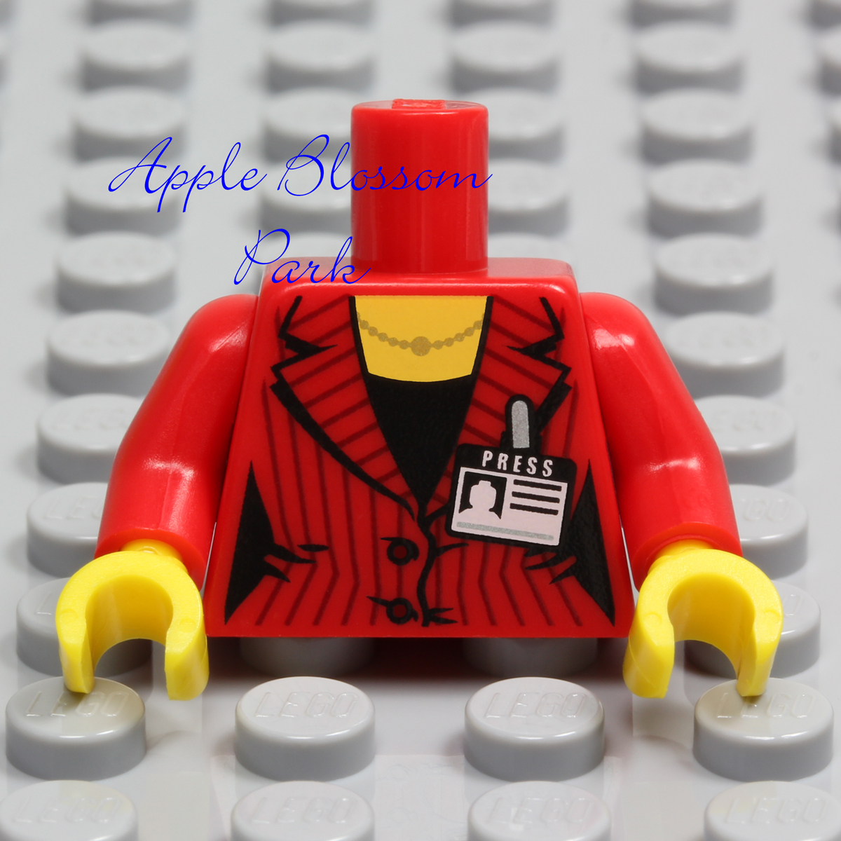 NEW Lego Female MINIFIG TORSO - Red Girl Suit Newspaper Press Reporter ...