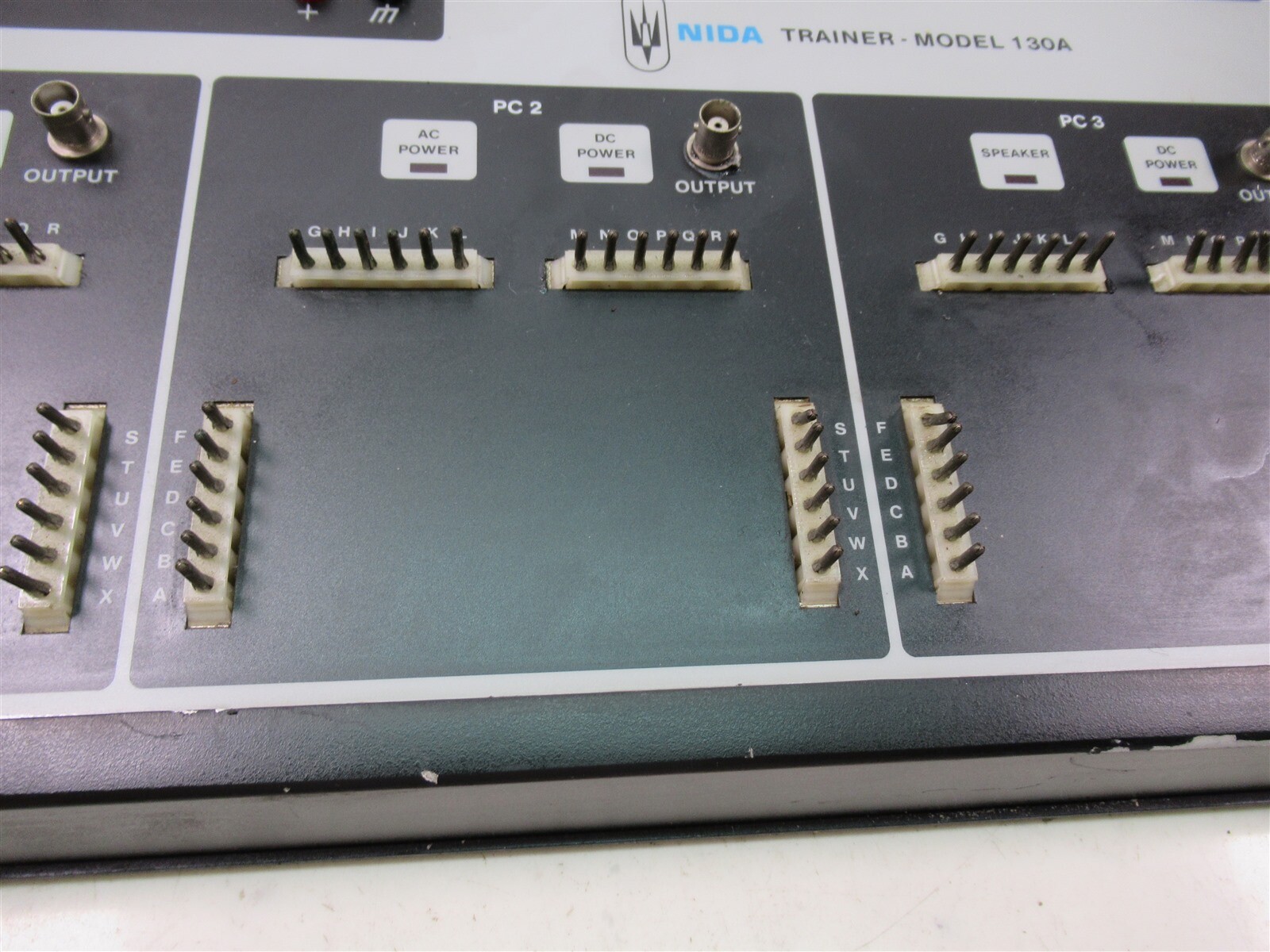 NIDA Trainer Model 130A Student Console Trainer AC DC Digital Analog ...