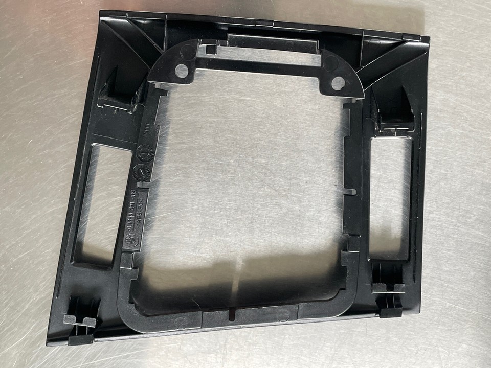 1999-2005 BMW E46 330Ci 325Ci 323Ci COUPE CENTER CONSOLE BEZEL BLACK ...