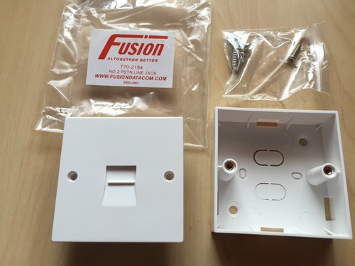 BT Telephone Master Surface Mounted Box/Socket LJU 2/1A PSTN Single ...