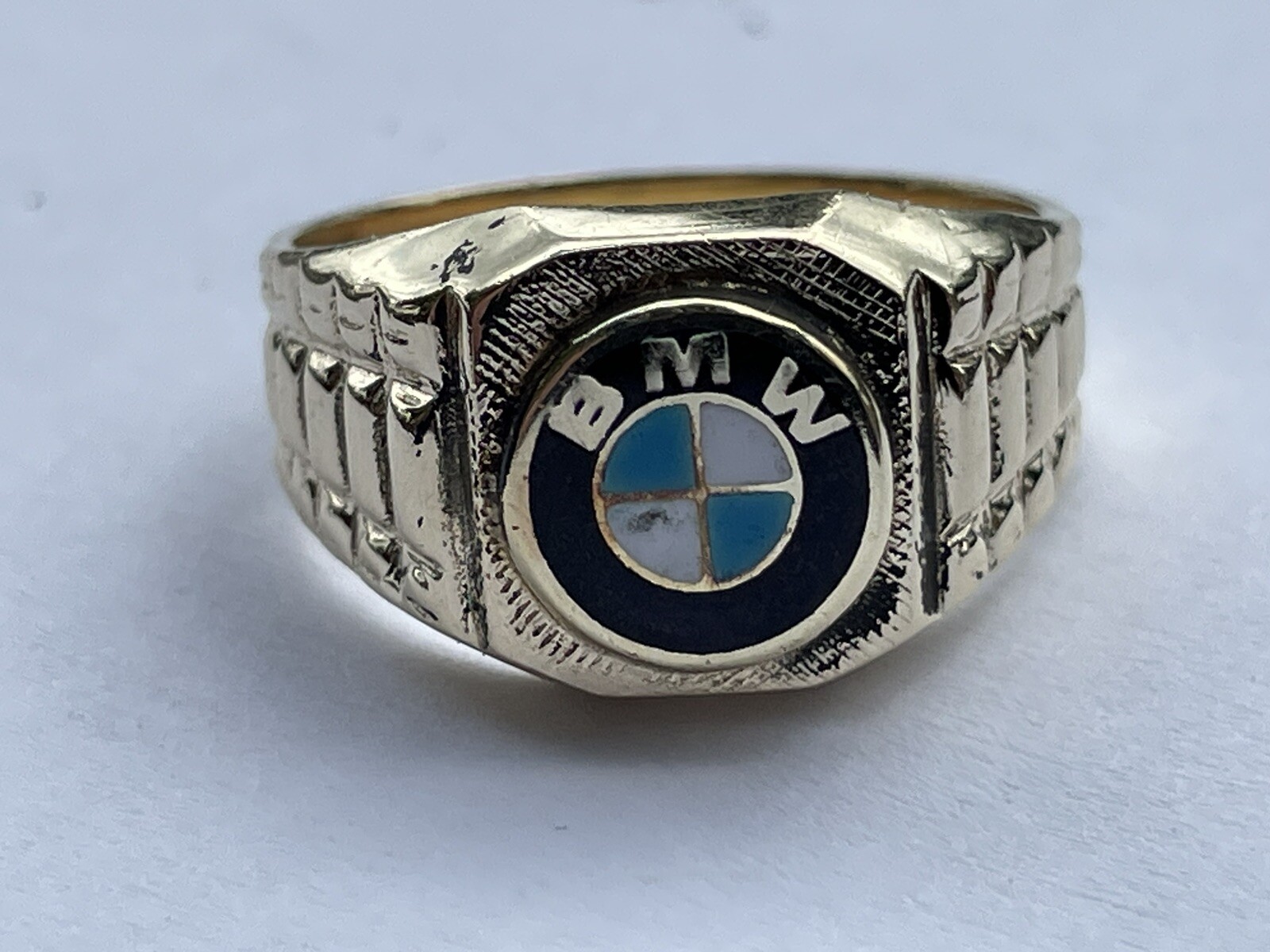 BMW Ring. 14k Solid Yellow Gold. Gorgeous Tri Color - Gem