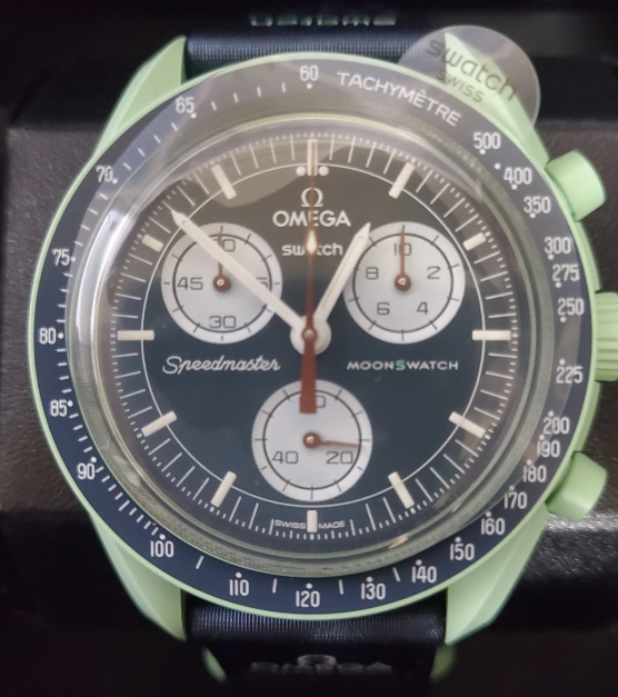 Swatch x Omega Bioceramic MoonSwatch Mission On Earth / Express ...