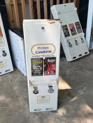 VINTAGE 1990 CONDOM VENDING MACHINE WORKS | eBay