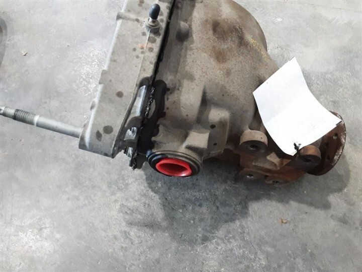 2007-2014 Ford Expedition Rear Axle Differential Carrier 3.73 Ratio OEM ...