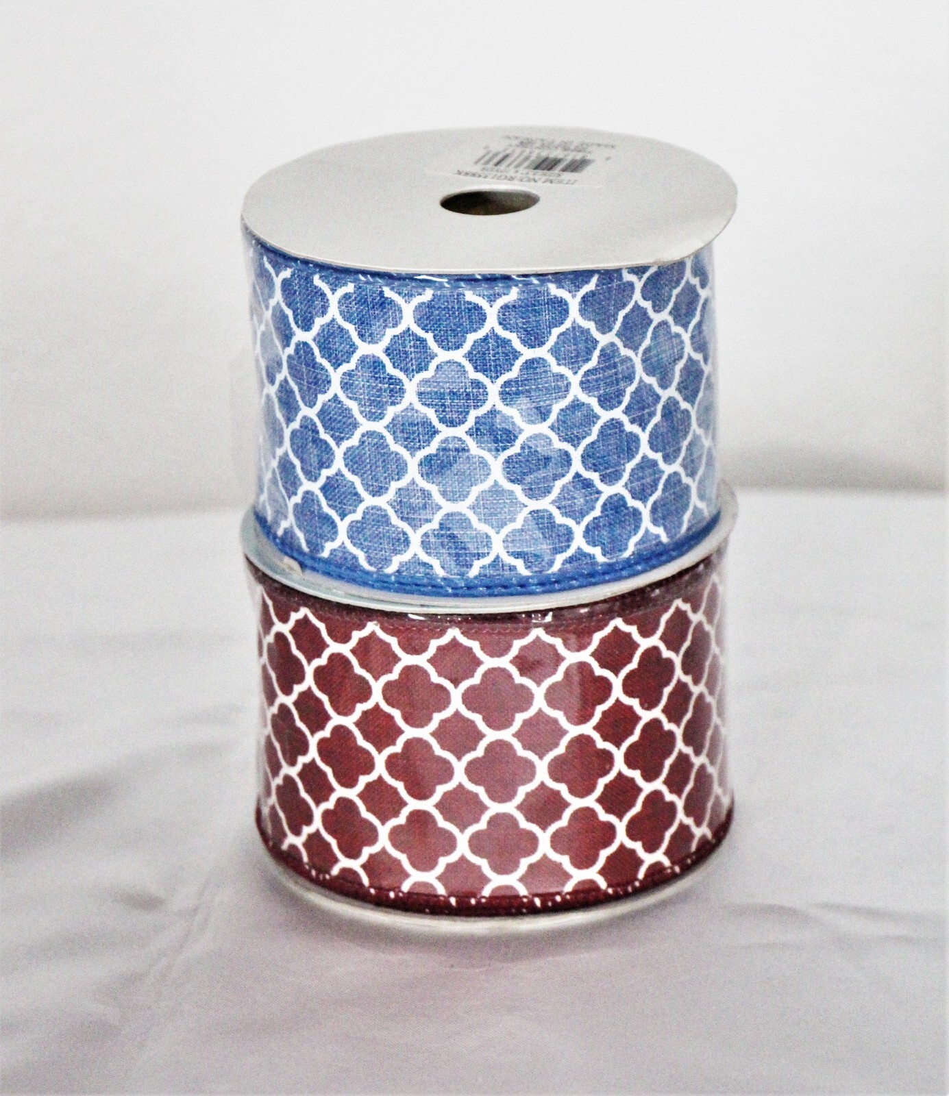 Canvas Quatrefoil Ribbon Roll, Wired Edge, 2.5” x 10 yd, Holiday Accent ...