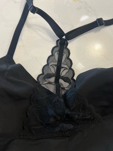 True & Co True Everybody Triangle Lace V Neck Racerback Size M Black | eBay