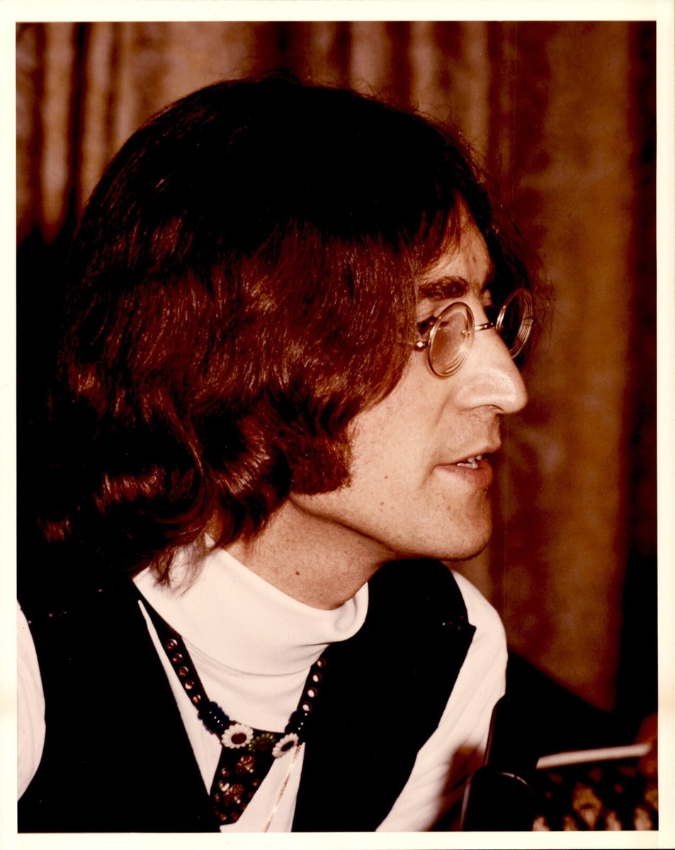 Young John Lennon Color KING SIZE FULL COLOR PICS: JOHN LENNON BILL