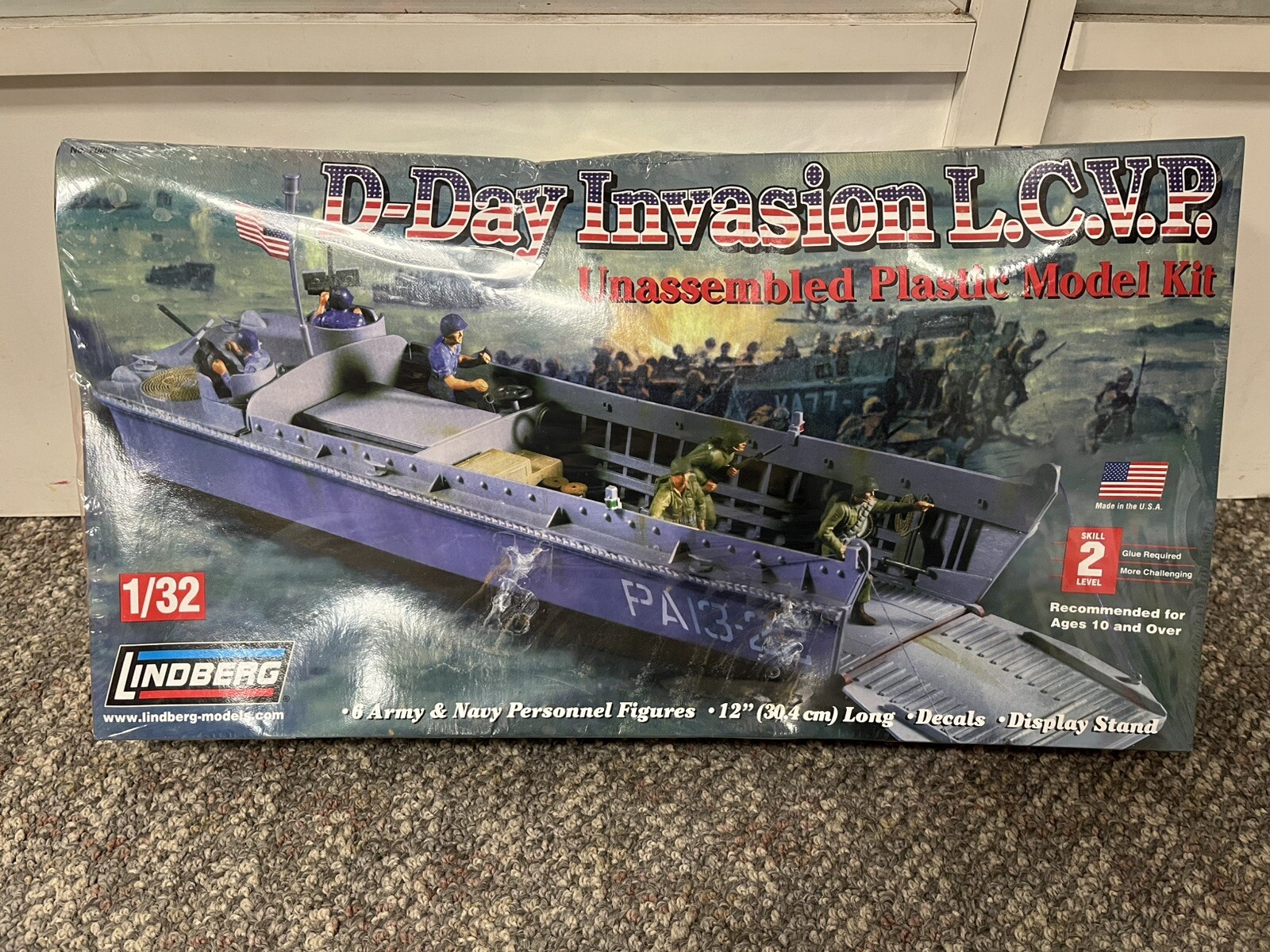 * LINDBERG 1/32 SCALE D DAY INVASION LCVP PLASTIC MODEL KIT #70866 *ST ...