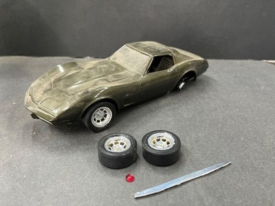 C20 MPC 1975 Chevy Corvette Coupe built car model 1/20 McM | eBay