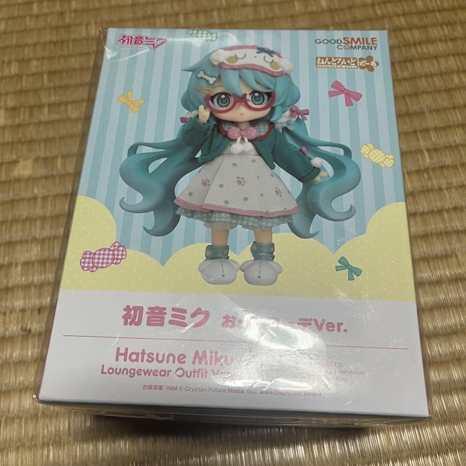 Nuovo Hatsune Miku Home Coordination Ver. Nendoroid Doll Good Smile ...