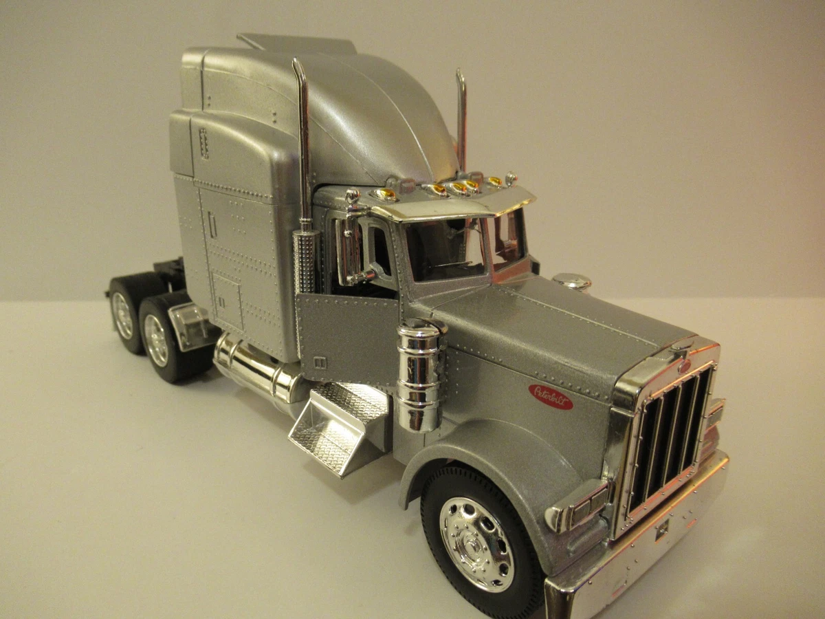 Peterbilt Pickup